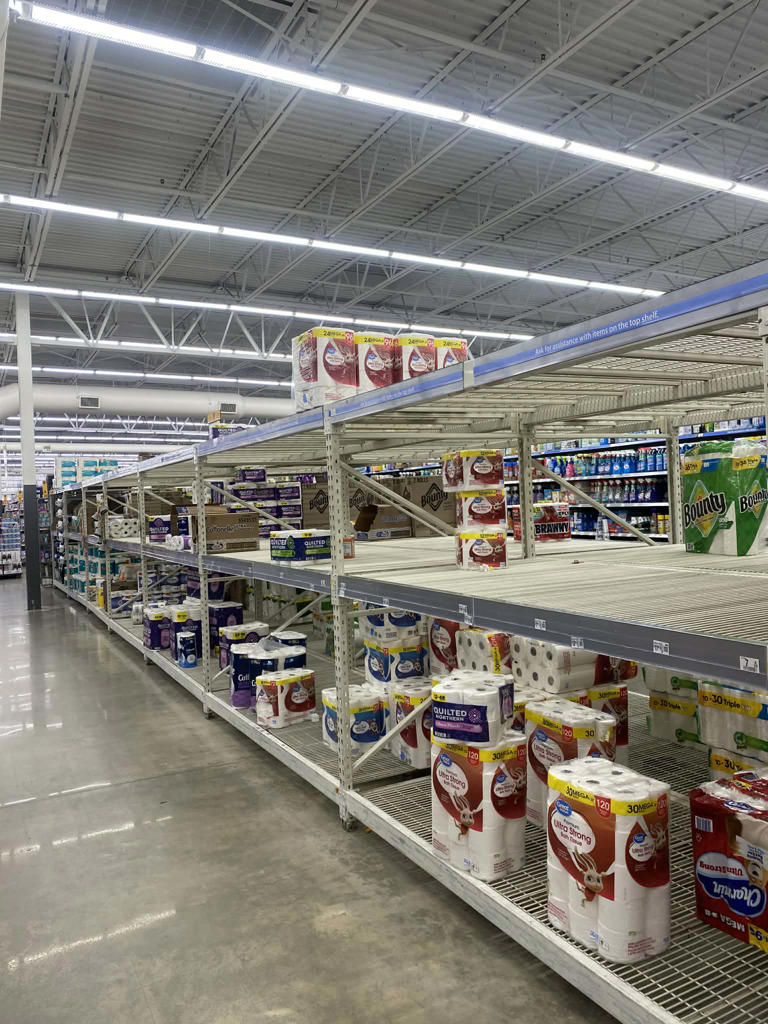 Shoppers start to empty grocery store shelves in Morehead City ahead of ...