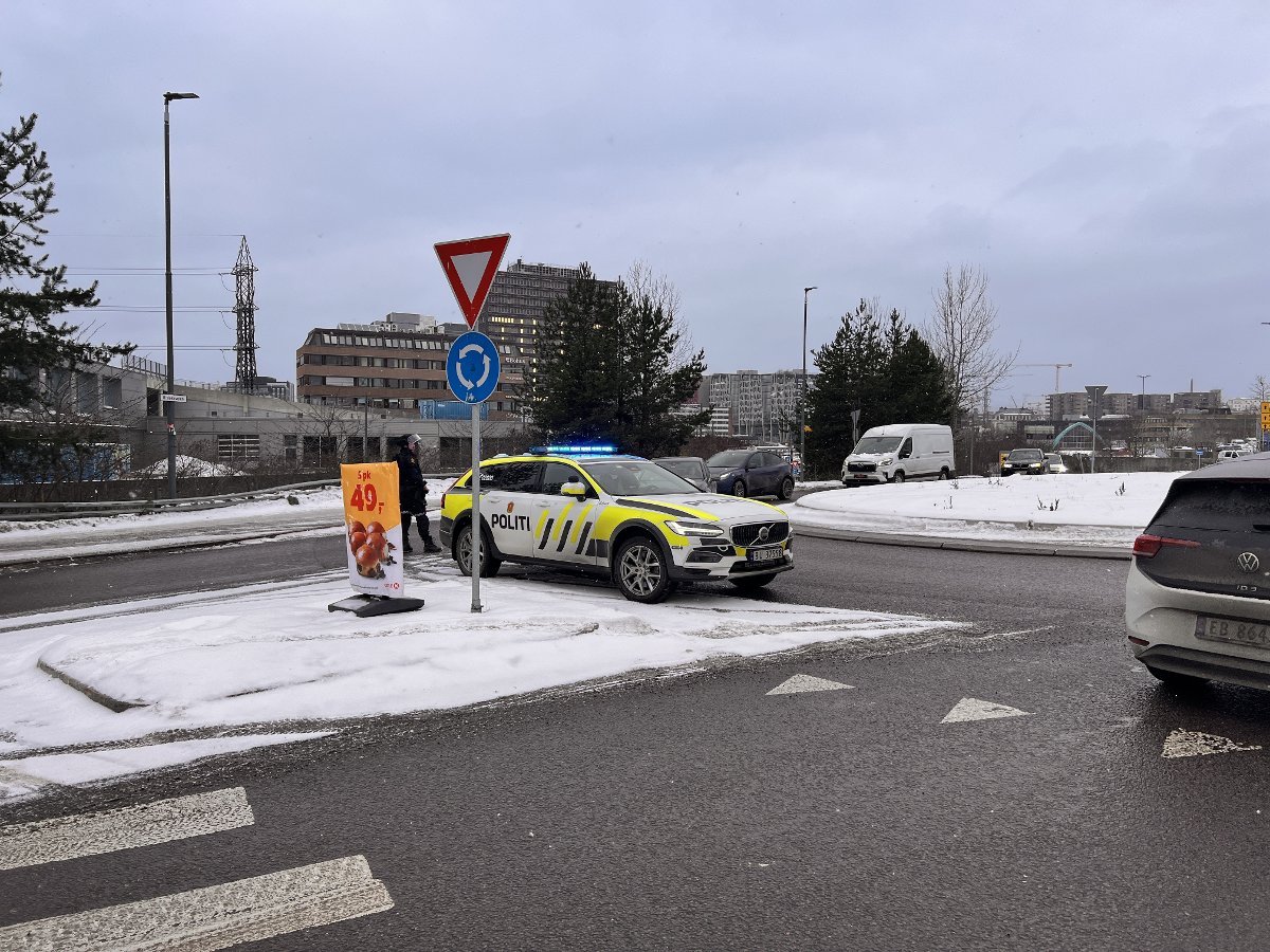 Skudd skal ha vært avfyrt utenfor skole i Oslo