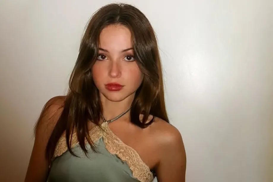 Who is Stella? Jennifer Grey's 24-year-old daughter kept out of the ...