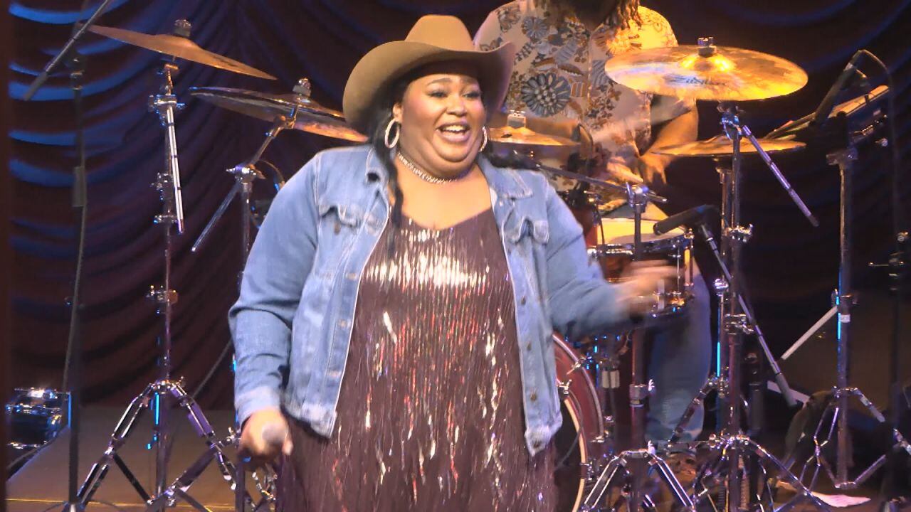 Danica Hart announces new album, takes the stage in Biloxi tonight