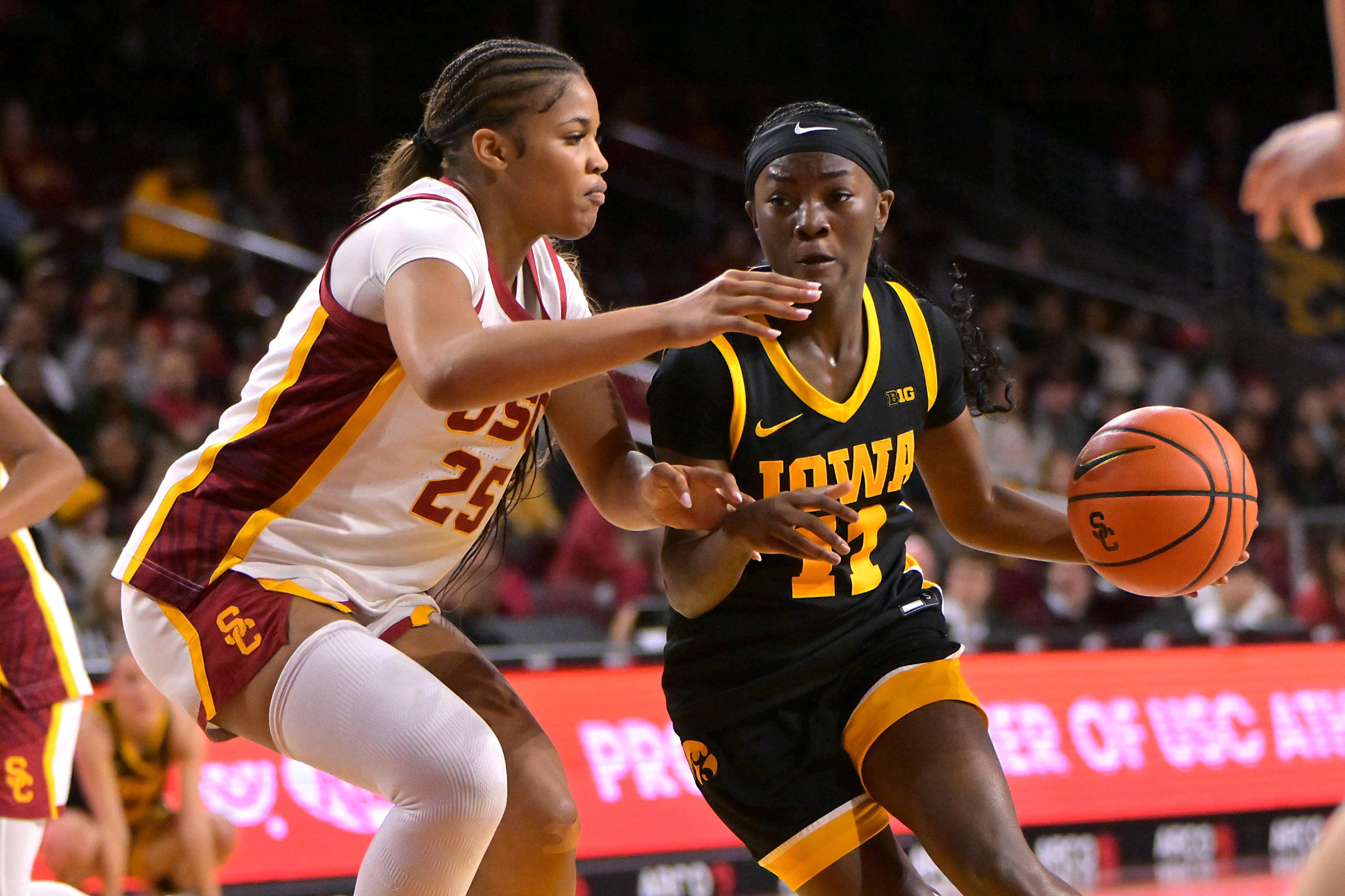 Iowa women’s basketball fans frustrated by USC loss, announcing team