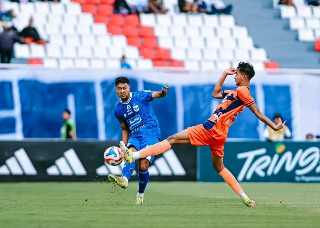 Permainan tanpa pola, PSIS Semarang tuai kritik keras suporter usai ...