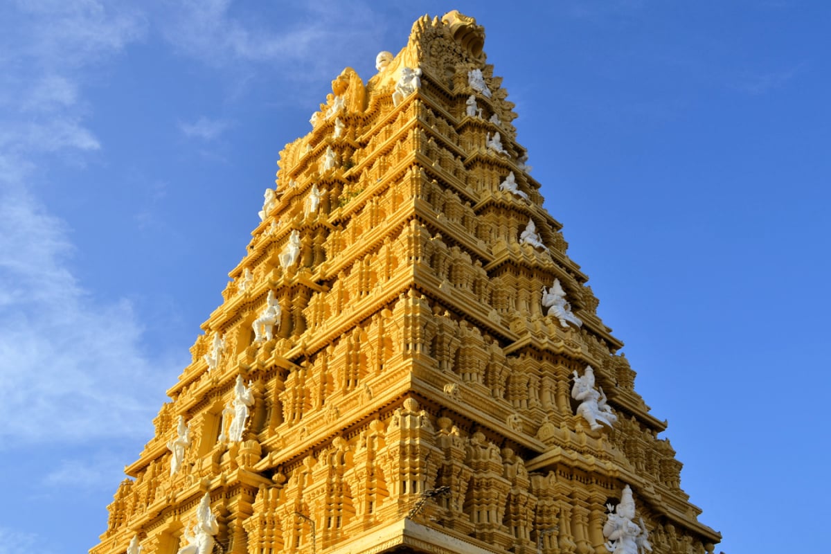 Bengaluru devotees can now drive to Chamundi Hill as Nandi Road reopens ...