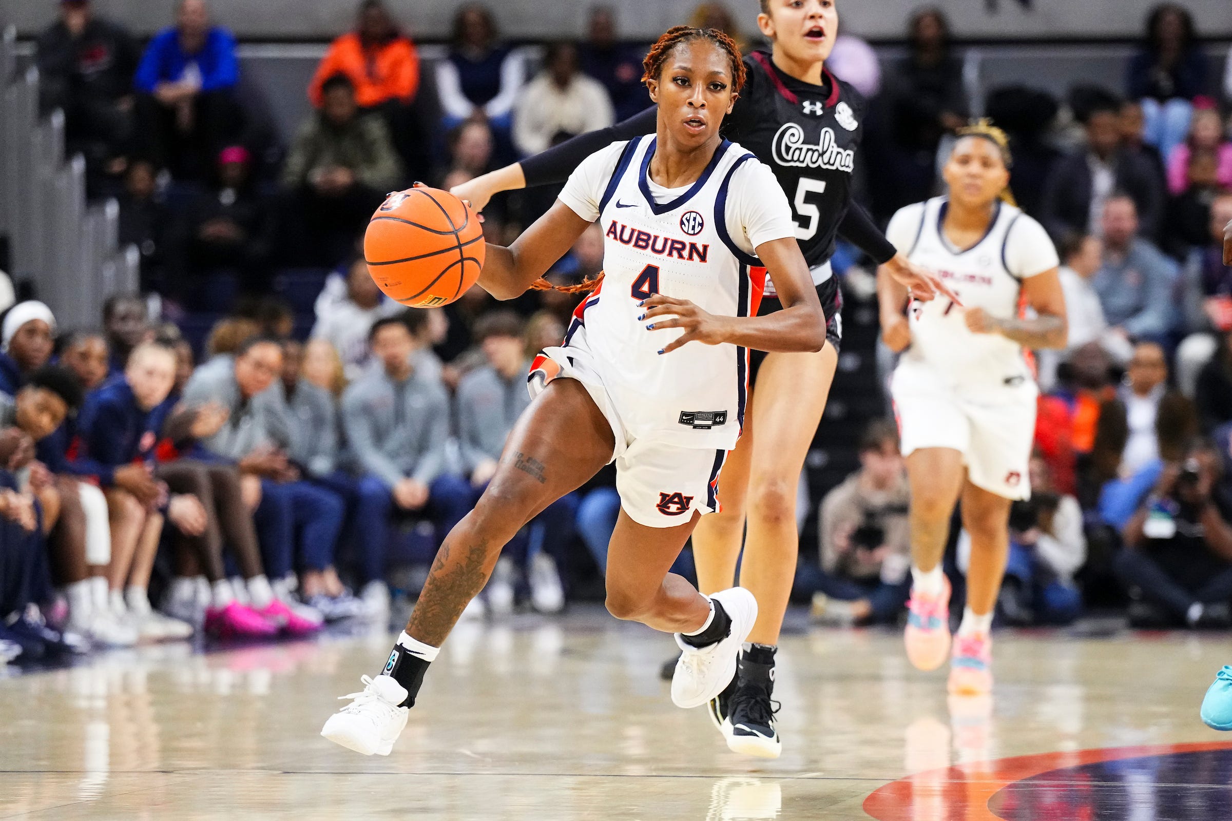 Dawn Staley praises Auburn women's basketball after Thursday's game