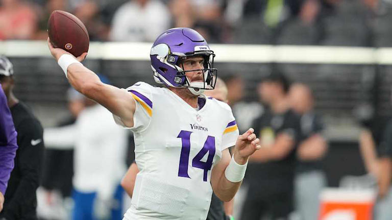 Eagles' Sean Mannion has connection to Philly legend