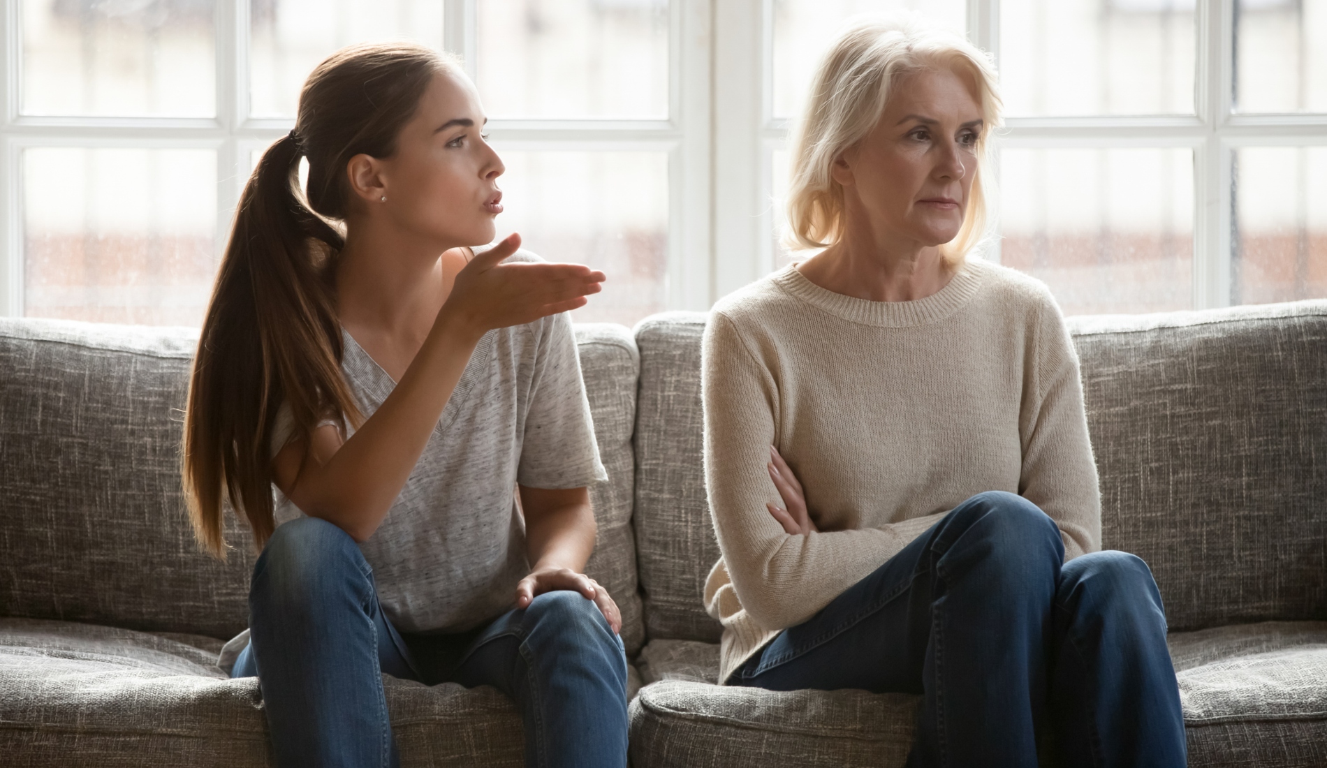 Grandma’s text to adult granddaughter body shaming her goes viral