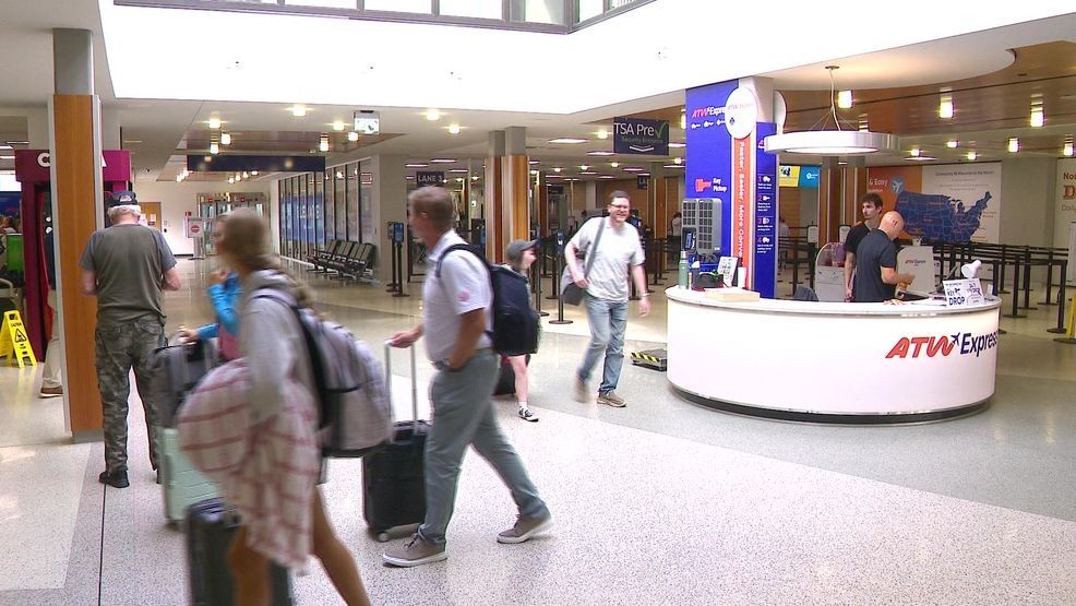 Full inaugural Sun Country flight caps Appleton Airport’s record 2025 ...