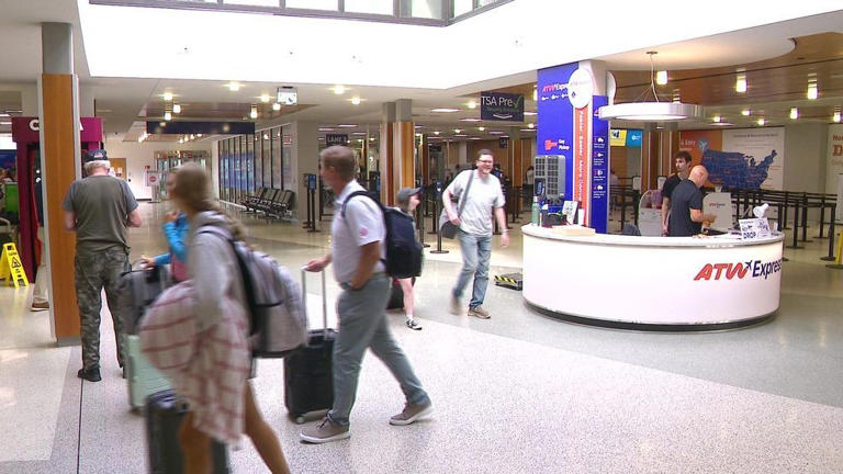 Full inaugural Sun Country flight caps Appleton Airport’s record 2025 ...