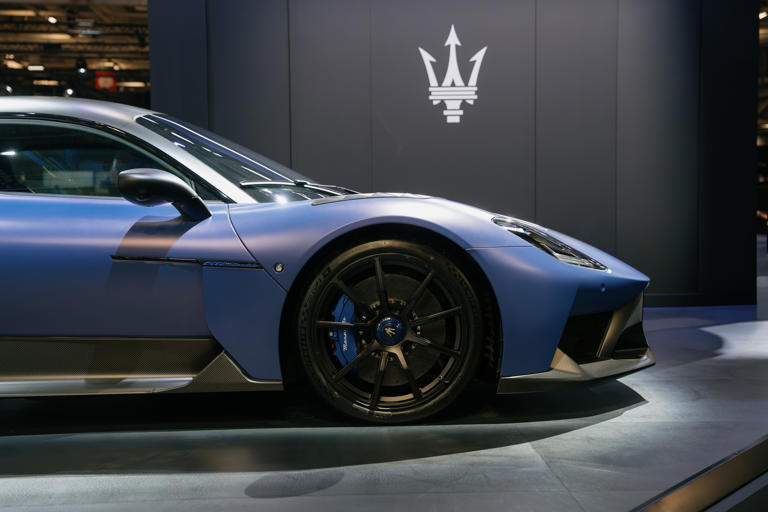Alfa Romeo e Maserati debuttano a Retromobile con Bottegafuoriserie