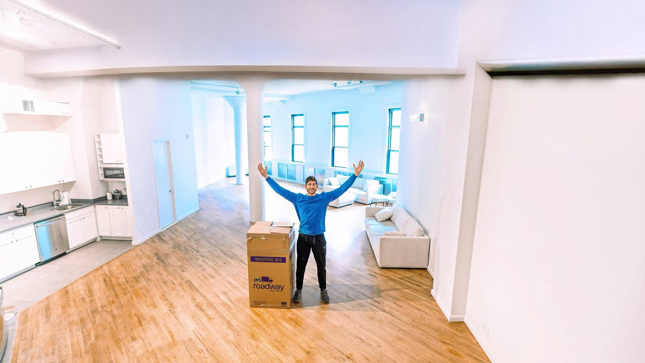 Touring my new NYC apartment for the first time