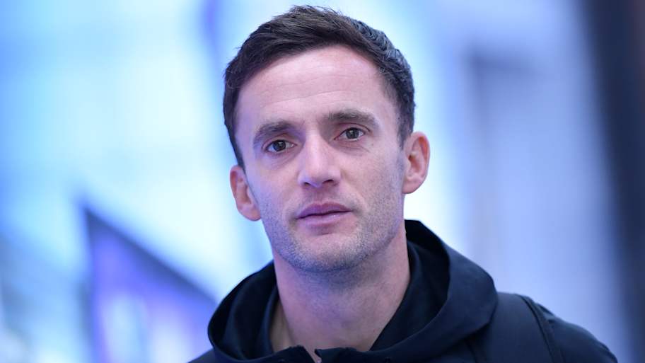 Leicester confirm transfer as Andy King acknowledges club's problems