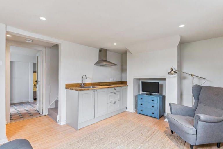 Take a look around this beautiful four-bed character home in Markyate ...