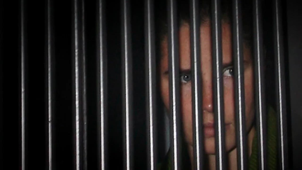 Mouth of the Wolf: Amanda Knox returns to Italy: Official trailer