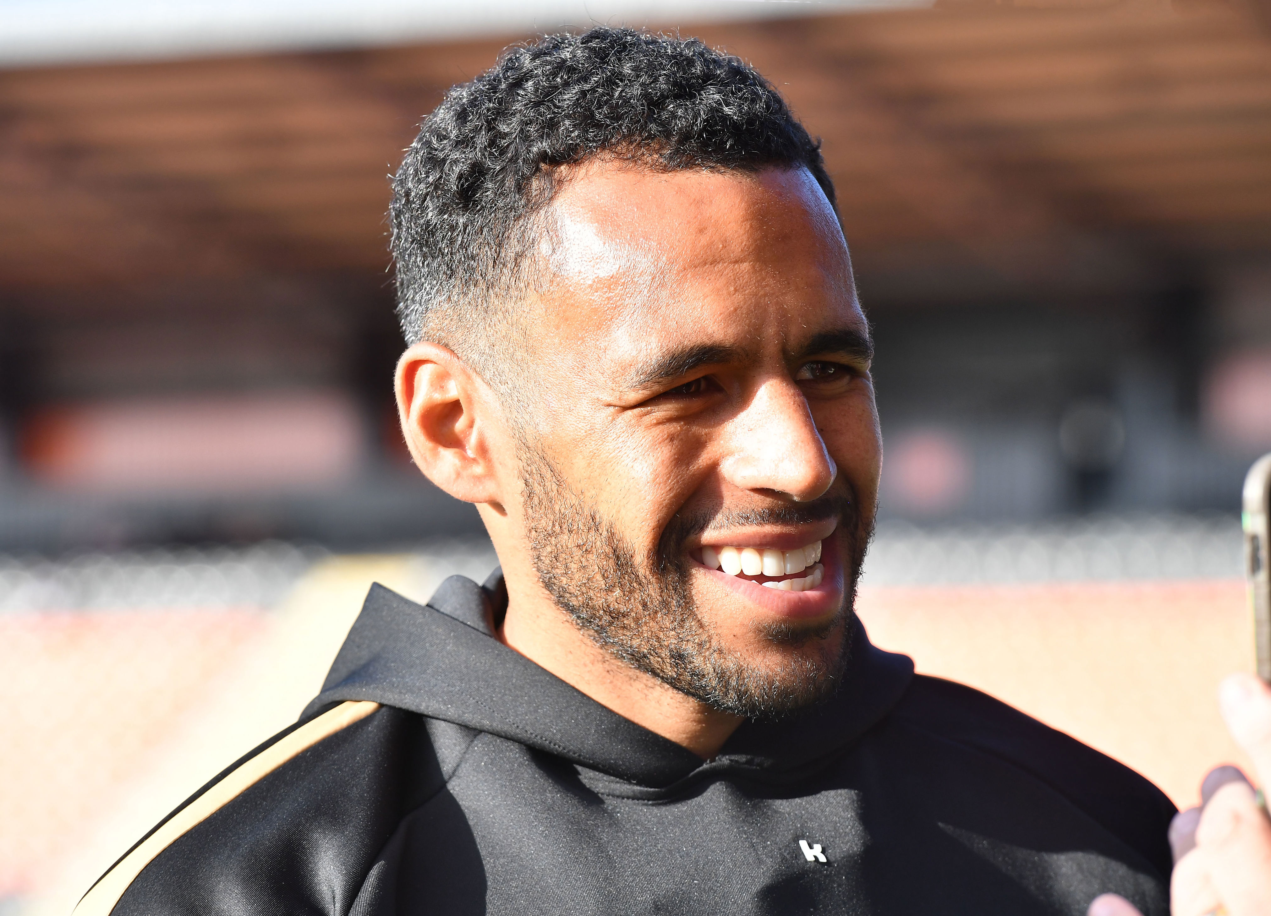 Thompson agrees to end MK Dons contract early