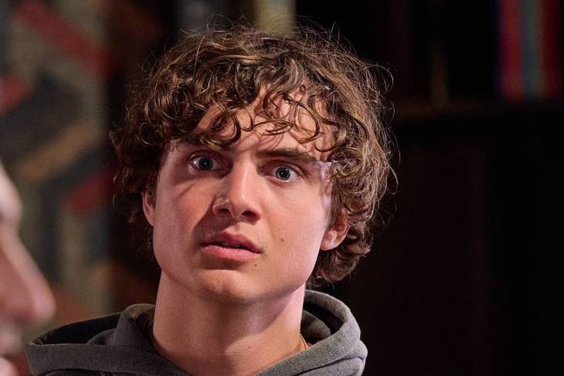 Coronation Street fans double take as Brody's 'new look' sparks recast ...