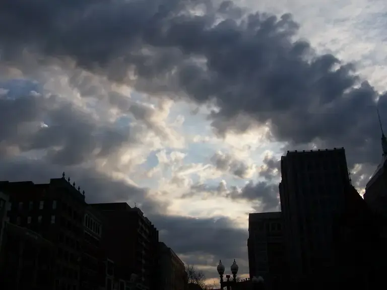 10 natural signs a storm is turning deadly before the siren even sounds