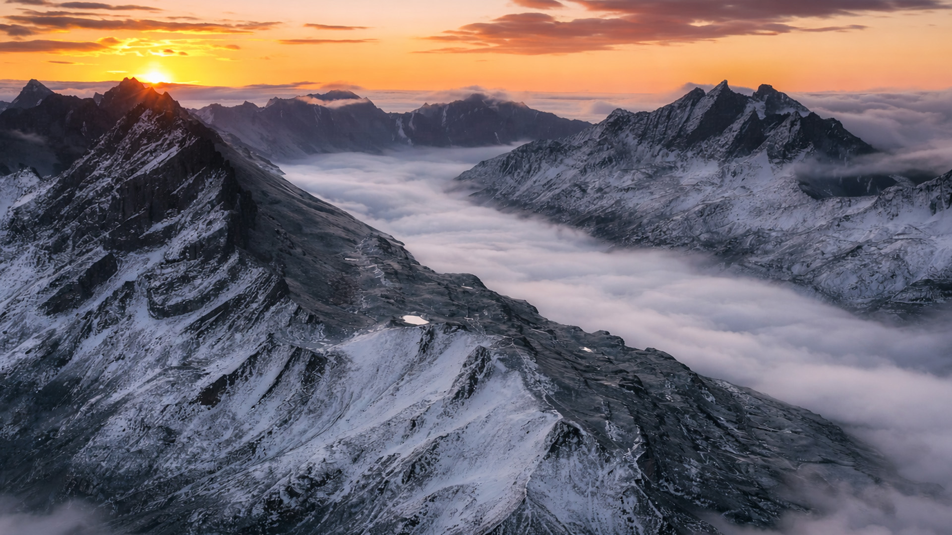 Mer de nuages sur les montagnes chinoises