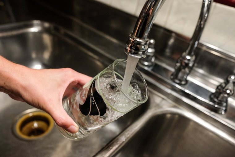 I spent decades drinking to excess – one tactic made me a moderate drinker