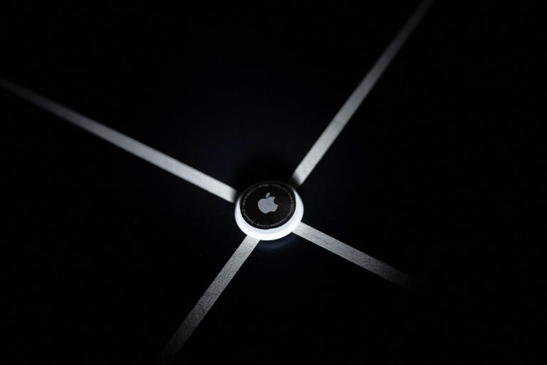 Apple buys AI startup that allows silent communication with chatbots