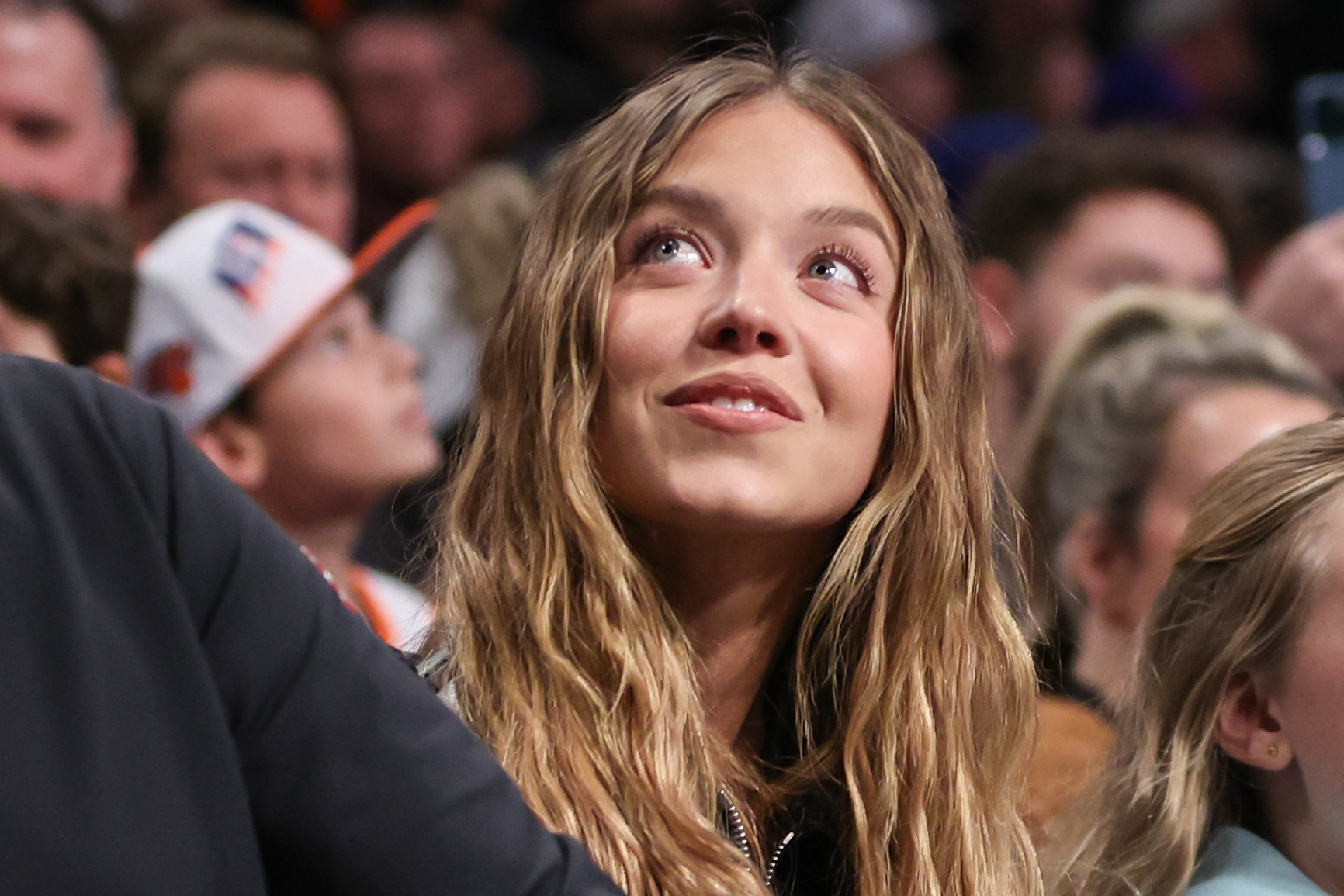 Sydney Sweeney stuns in custom Jalen Brunson shirt at NBA Finals Game 5
