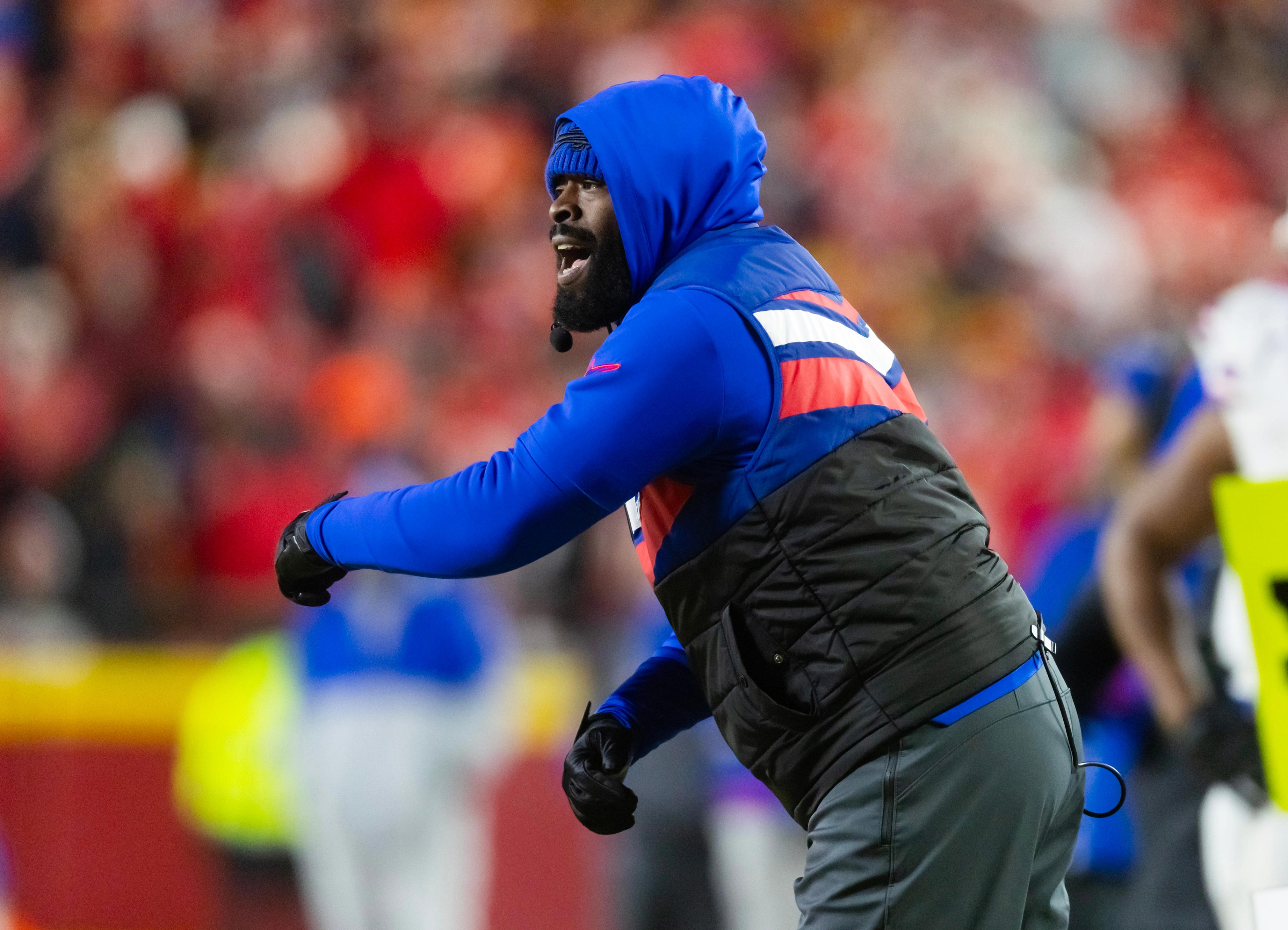 Miami Dolphins hire former Georgia DB coach