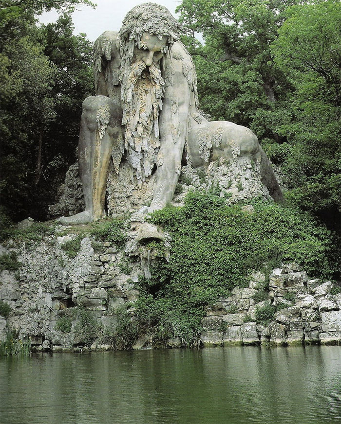 39 of the most amazing sculptures in the world