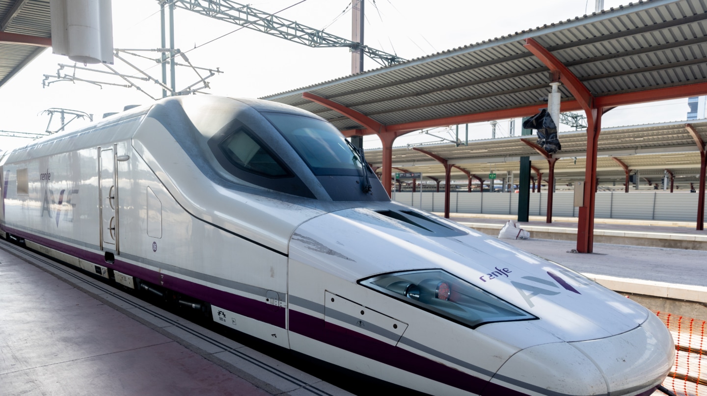 Renfe e Iryo suspenden las indemnizaciones en retrasos debidos a las ...