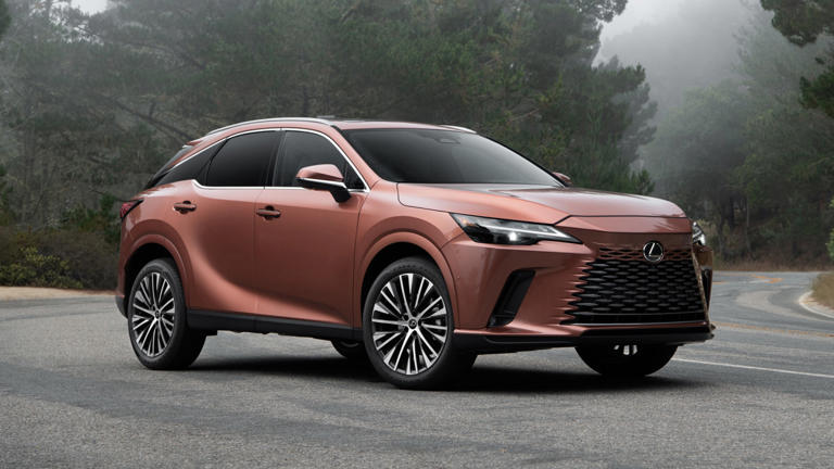 Lexus recalls NX, RX, TX amid surge in backup camera failures