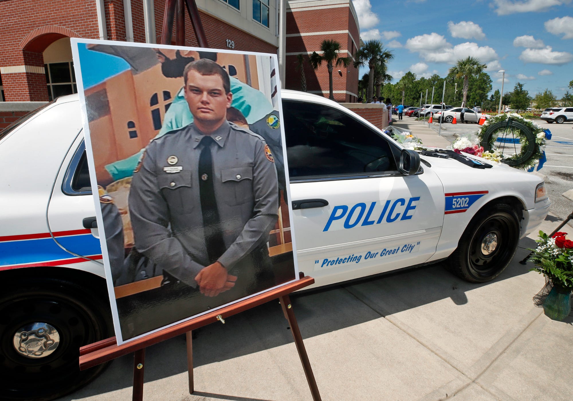 Clay County jury played role in signing of Officer Jason Raynor Act