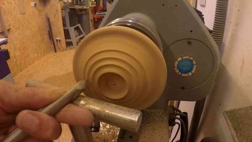 How art and craft collide in this ocean woodturning build