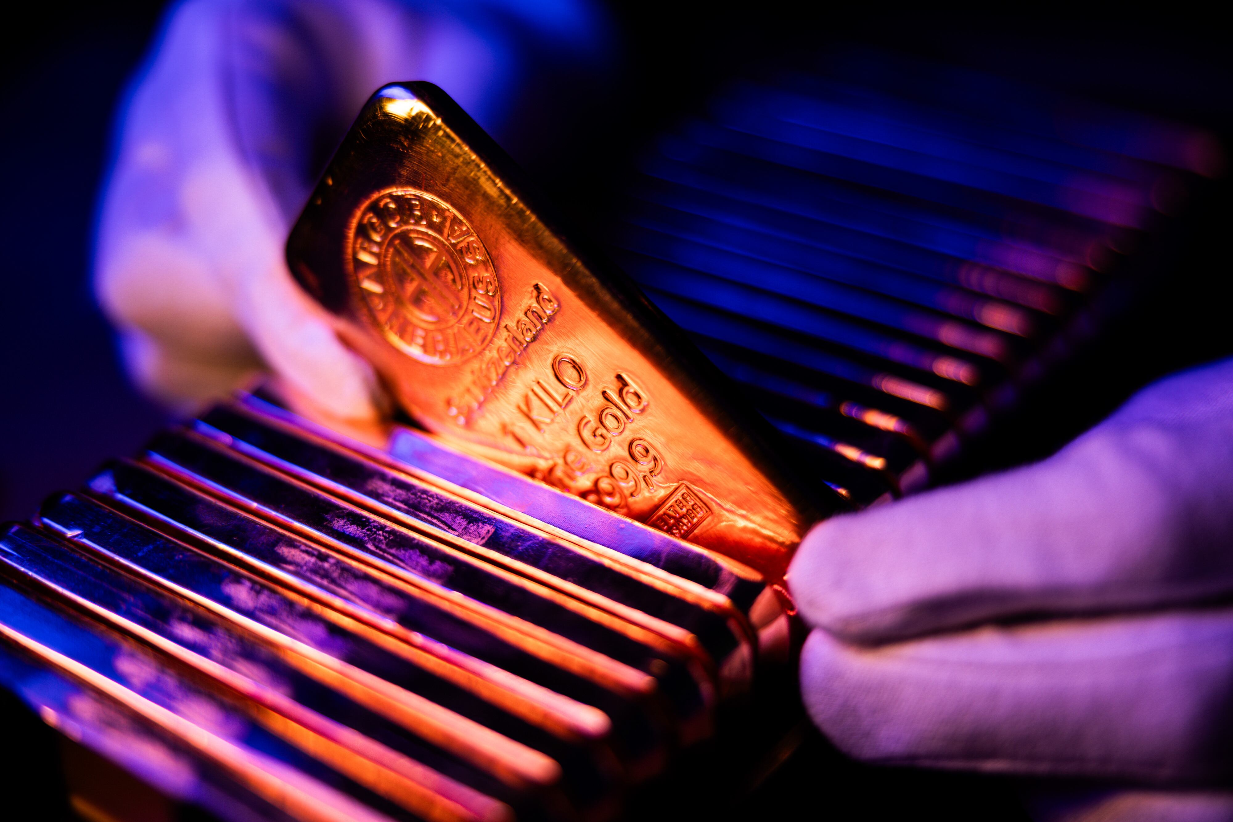 Gold rallies as investors hedge bets amid anxiety over Iran conflict