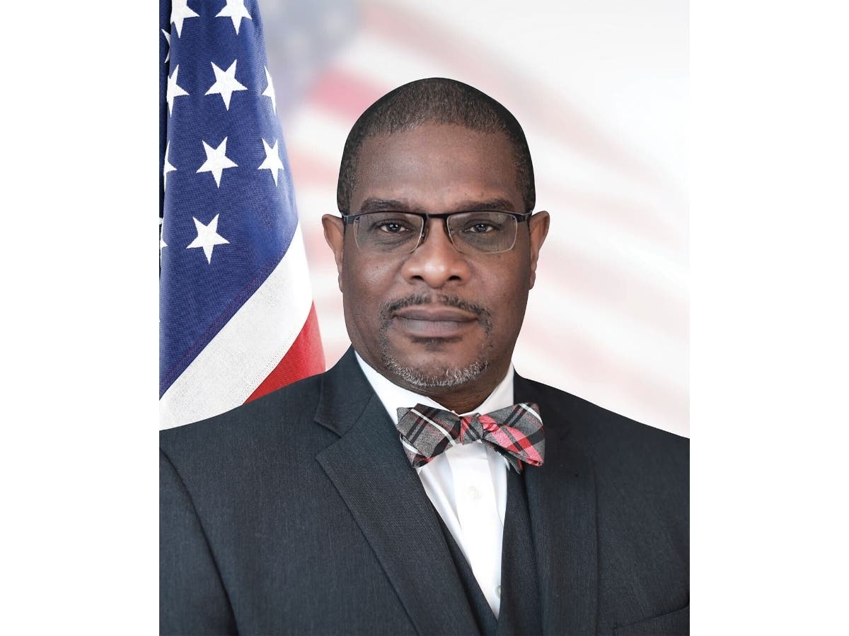 Harvey mayor dies, city confirms