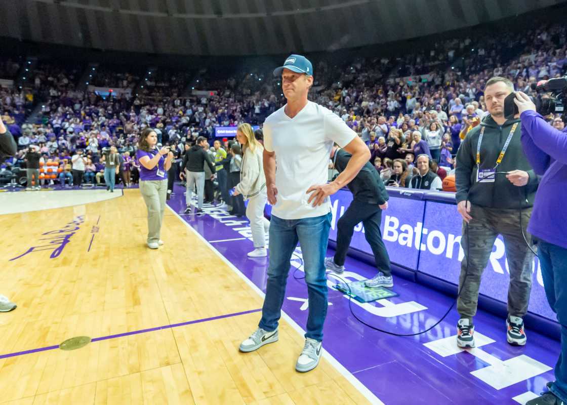 Lane Kiffin's $91 million deal aims to restore LSU Tigers as SEC contenders