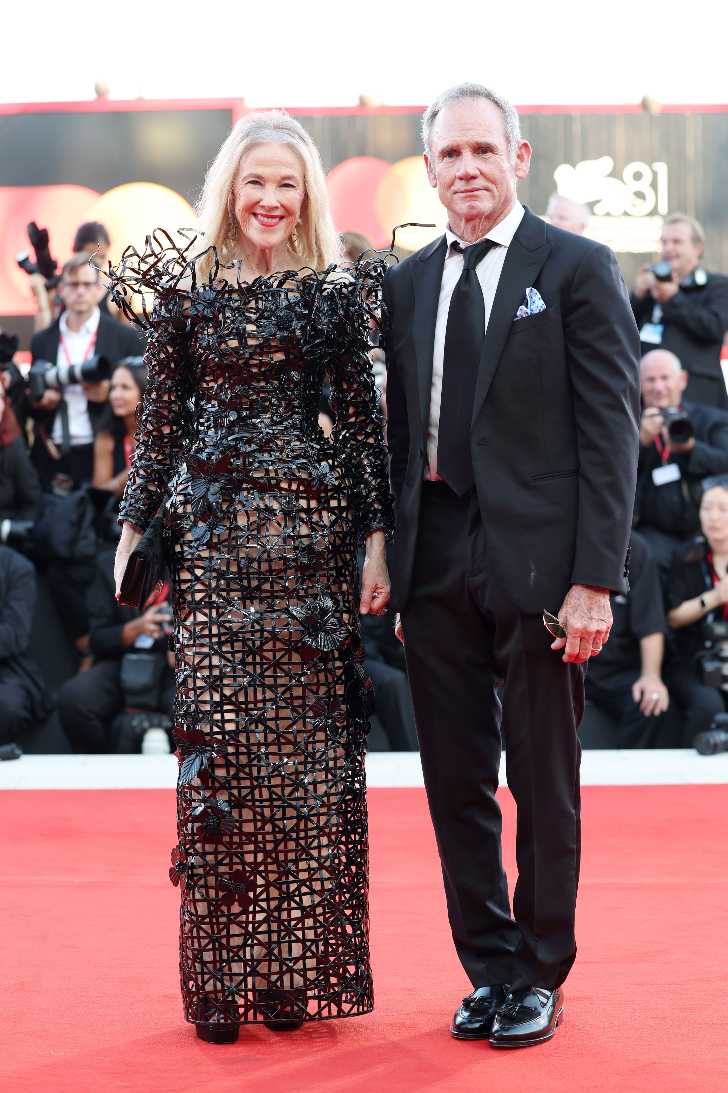 Catherine O’Hara’s family: Meet late actress’ husband Bo Welch and two sons