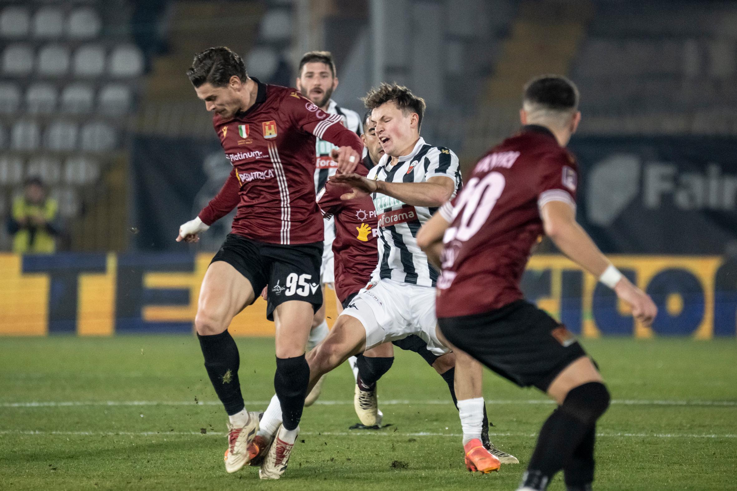 Ascoli-Livorno 3-1, gli amaranto lottano ma Gori non perdona