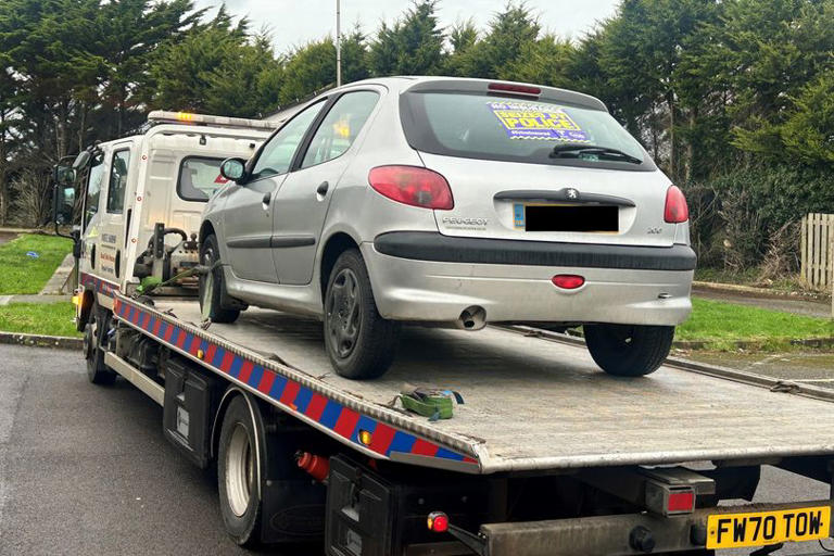 Car seized after driver had young child in car without seat belt