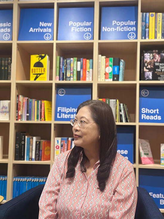 Books + coffee = heaven