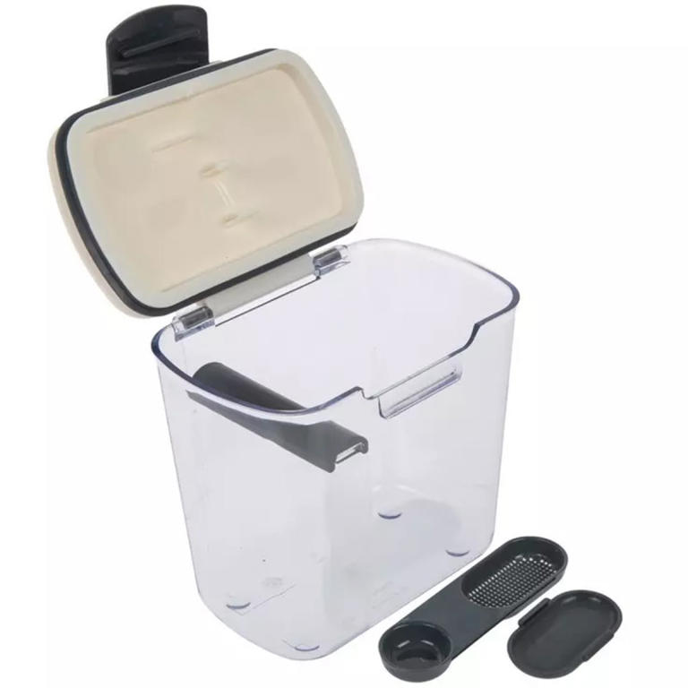 Discover Hobby Lobby's 6-piece container set for bakers at just $49.99