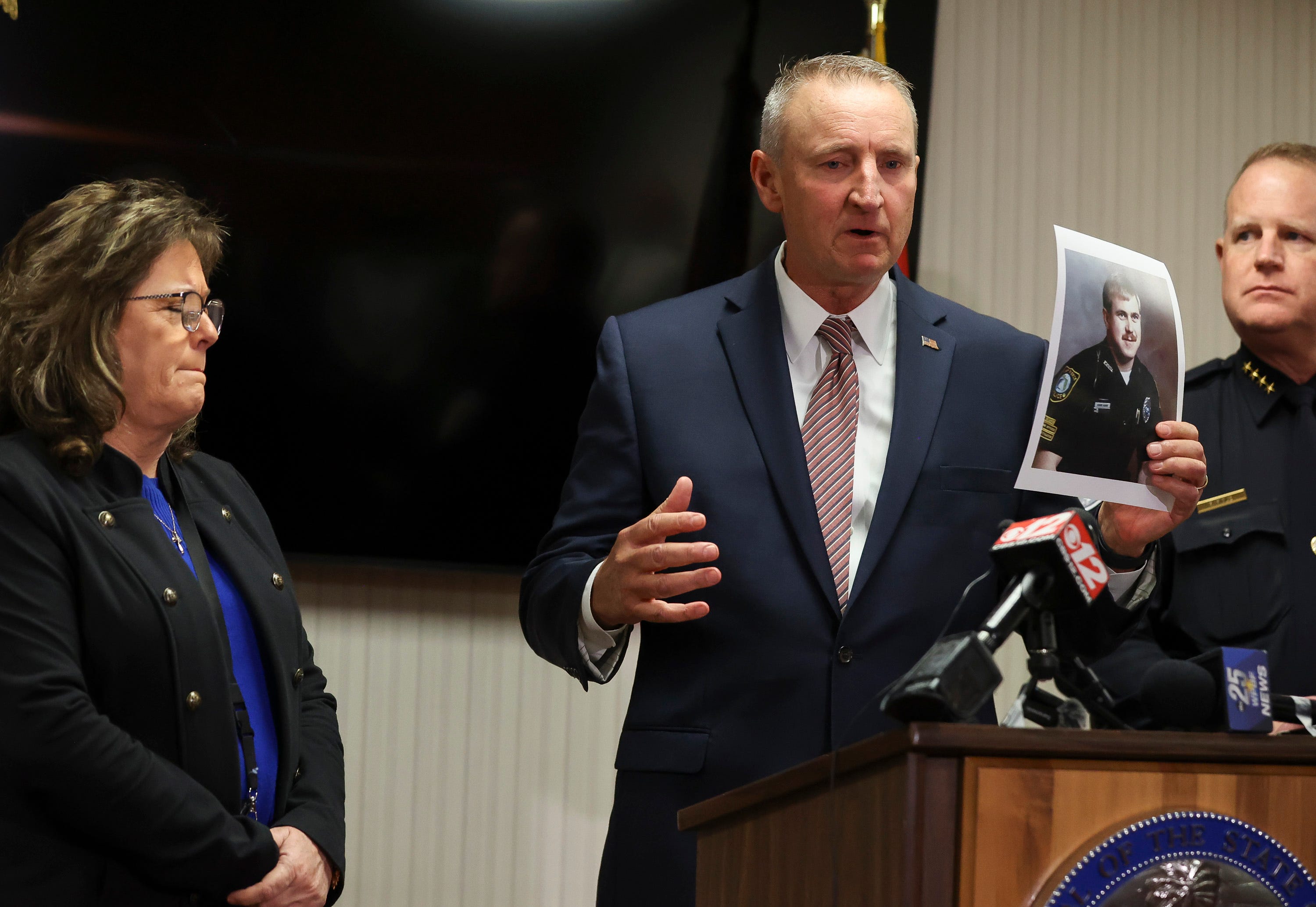 Florida cop killer's death warrant signed by DeSantis. What to know