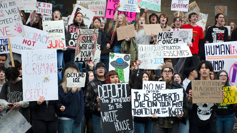 Hundreds of Tri-Cities students walk out in 'powerful' protest of ICE ...