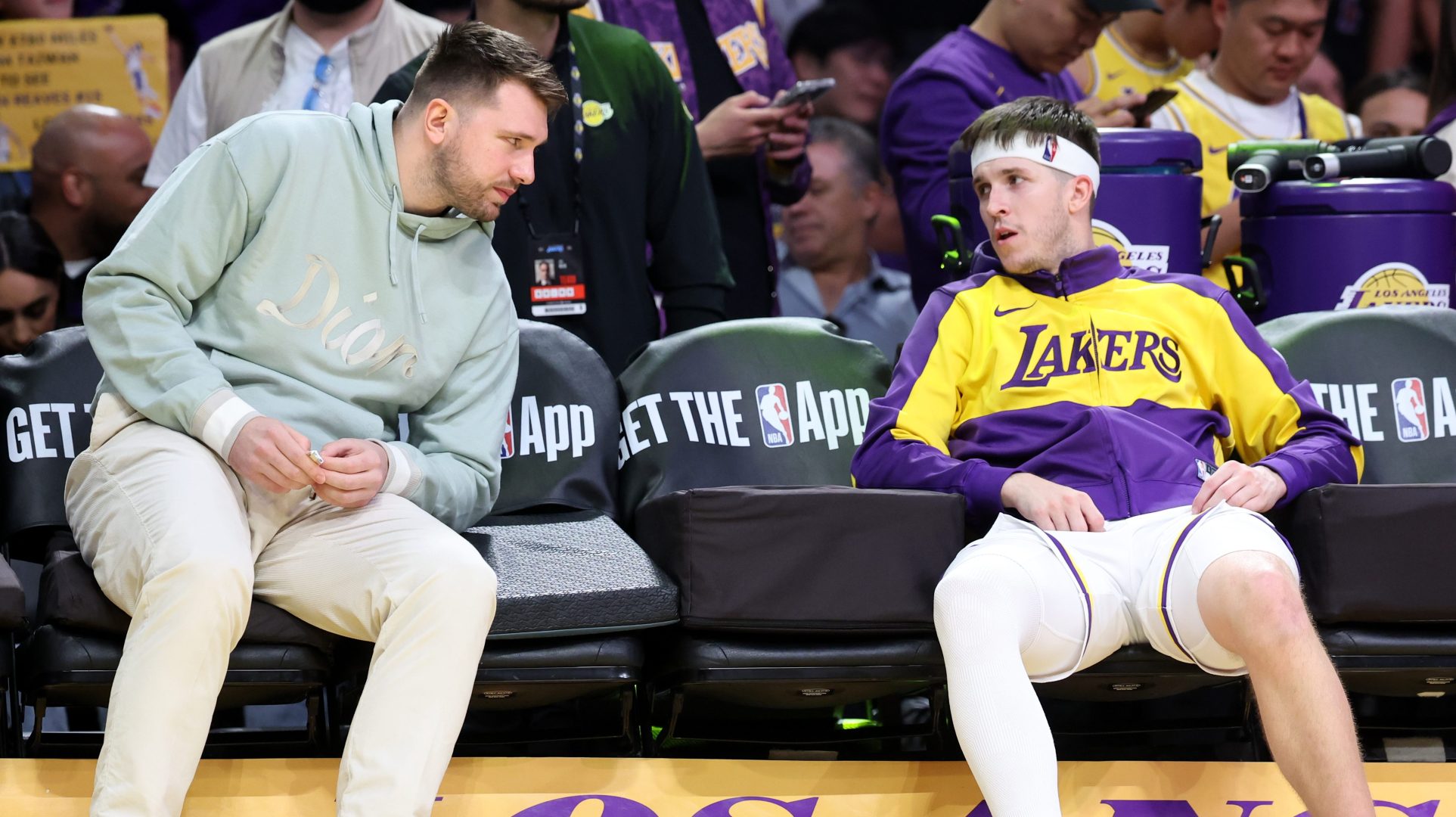 Lakers get mixed injury news on Reaves, Luka