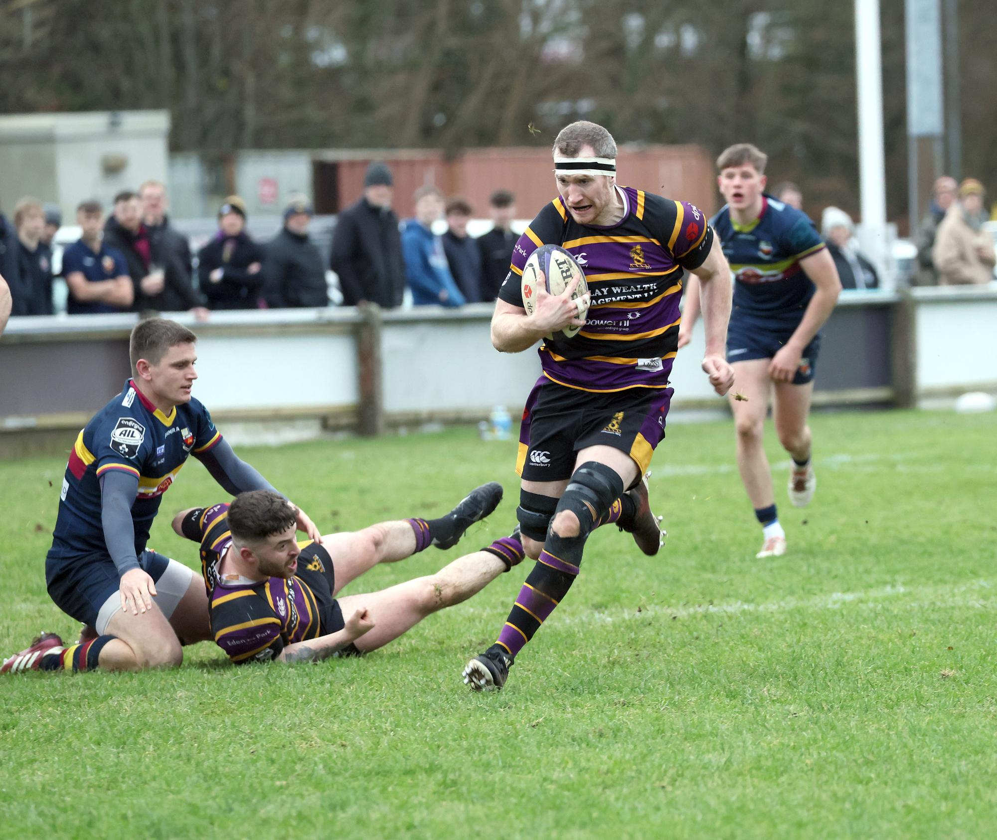 Instonians home hope across AIL derby date with Queen's that could ...