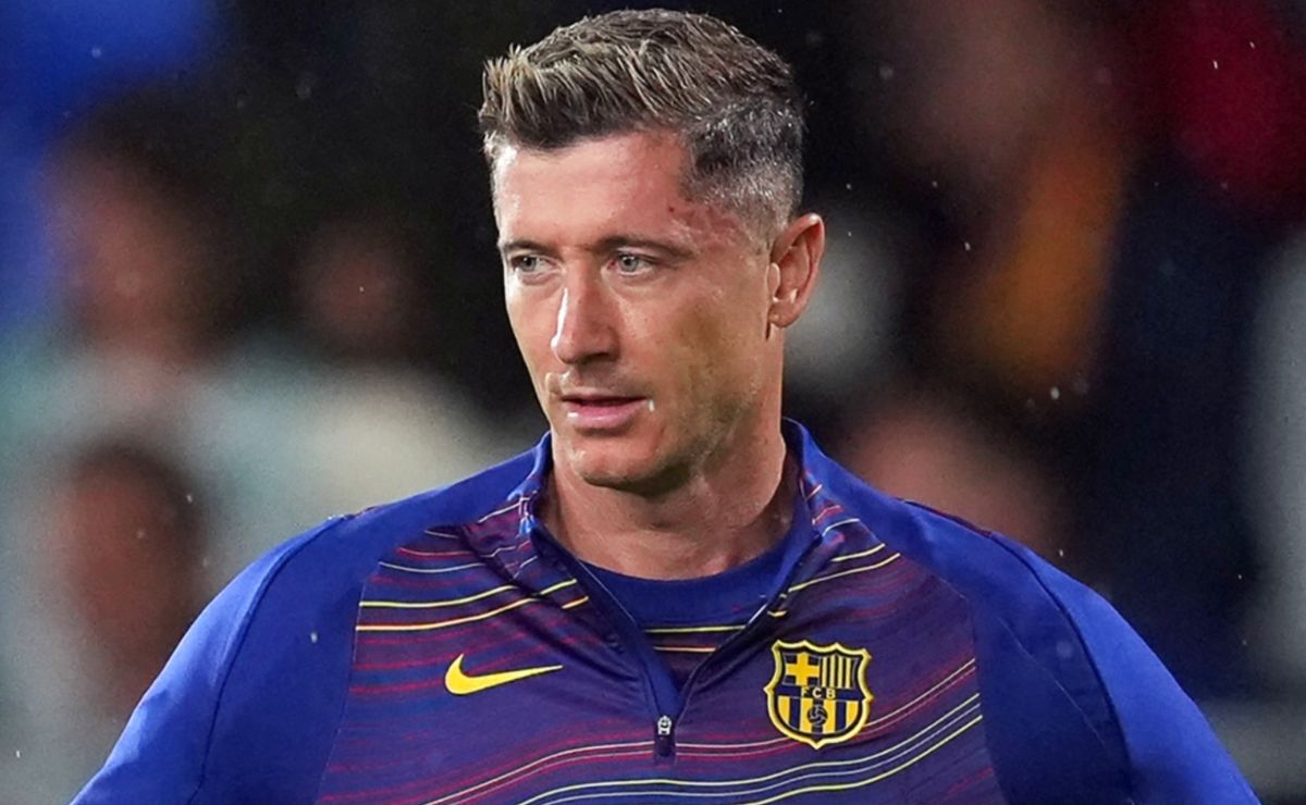Robert Lewandowski knows his Barcelona tenure is coming to an end ...