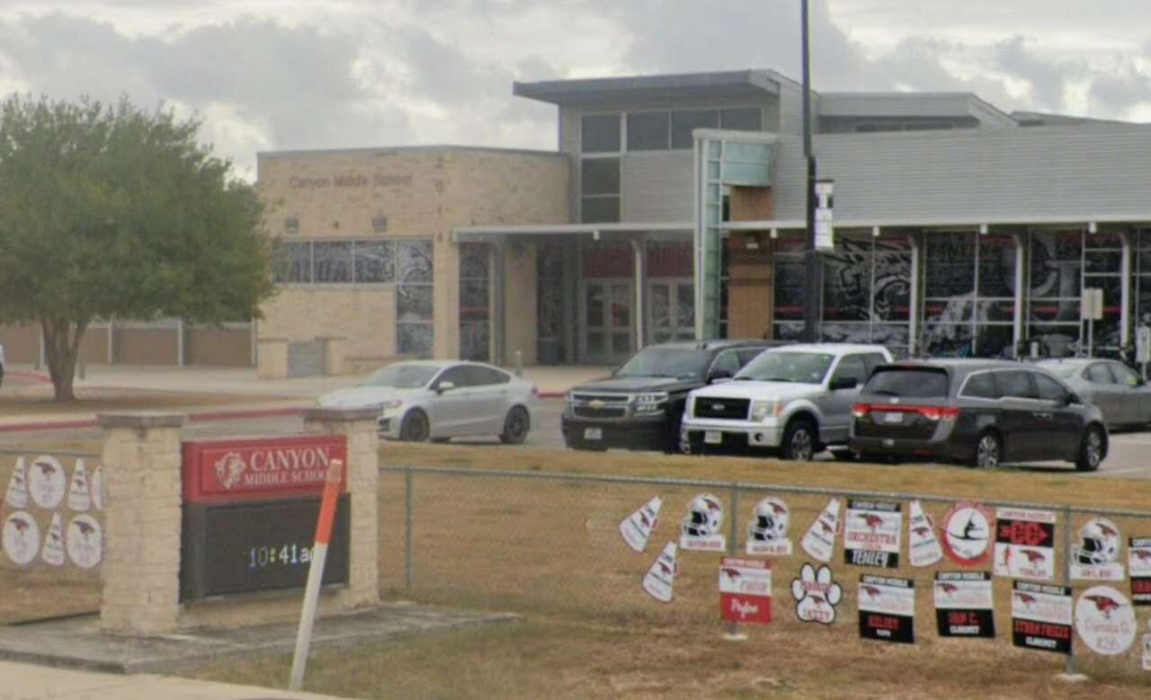 Lockdown lifted 3 hours after threat toward New Braunfels school