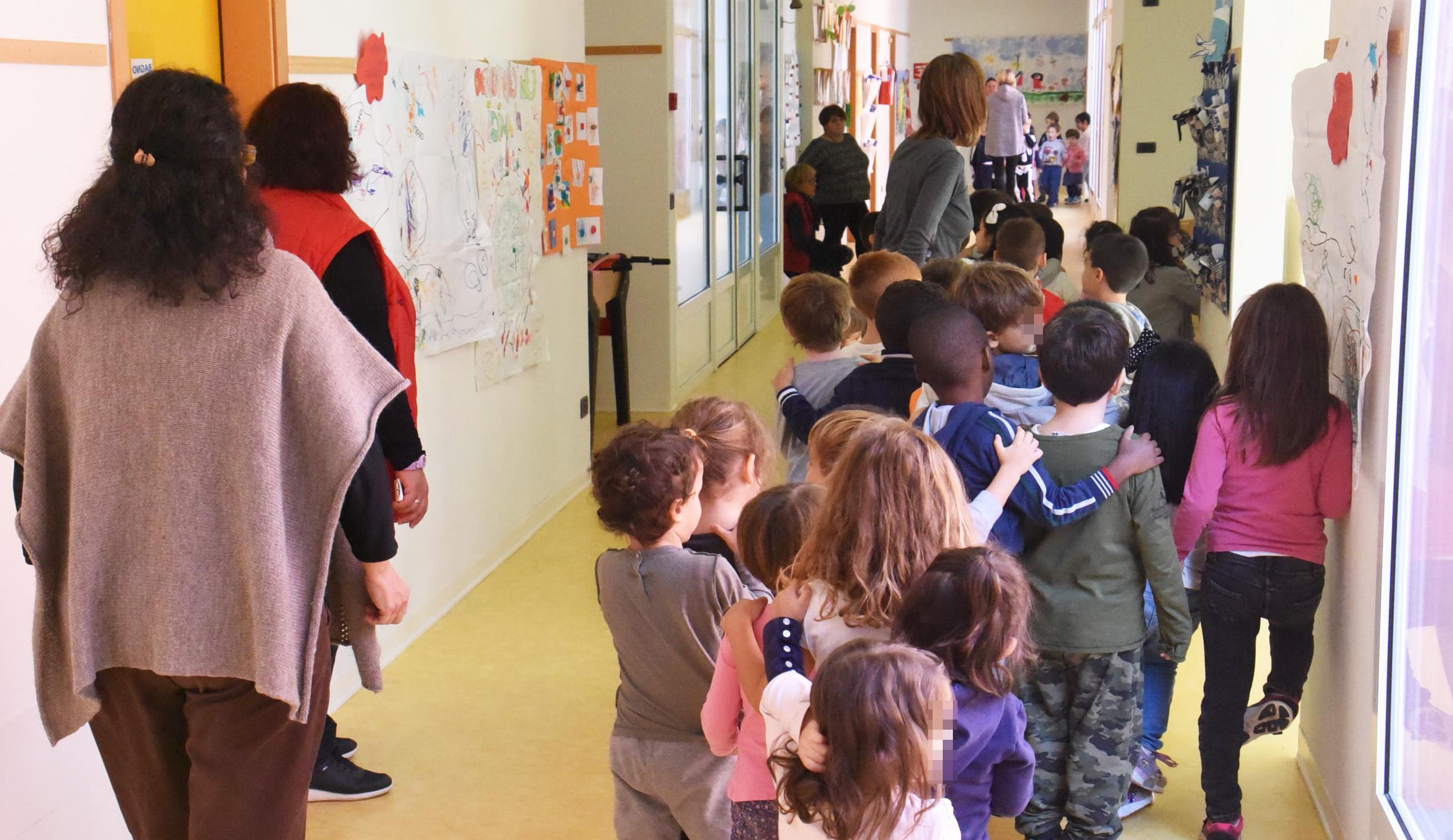 Pochi bambini, da settembre chiudono 4 sezioni di scuola materna: ecco dove