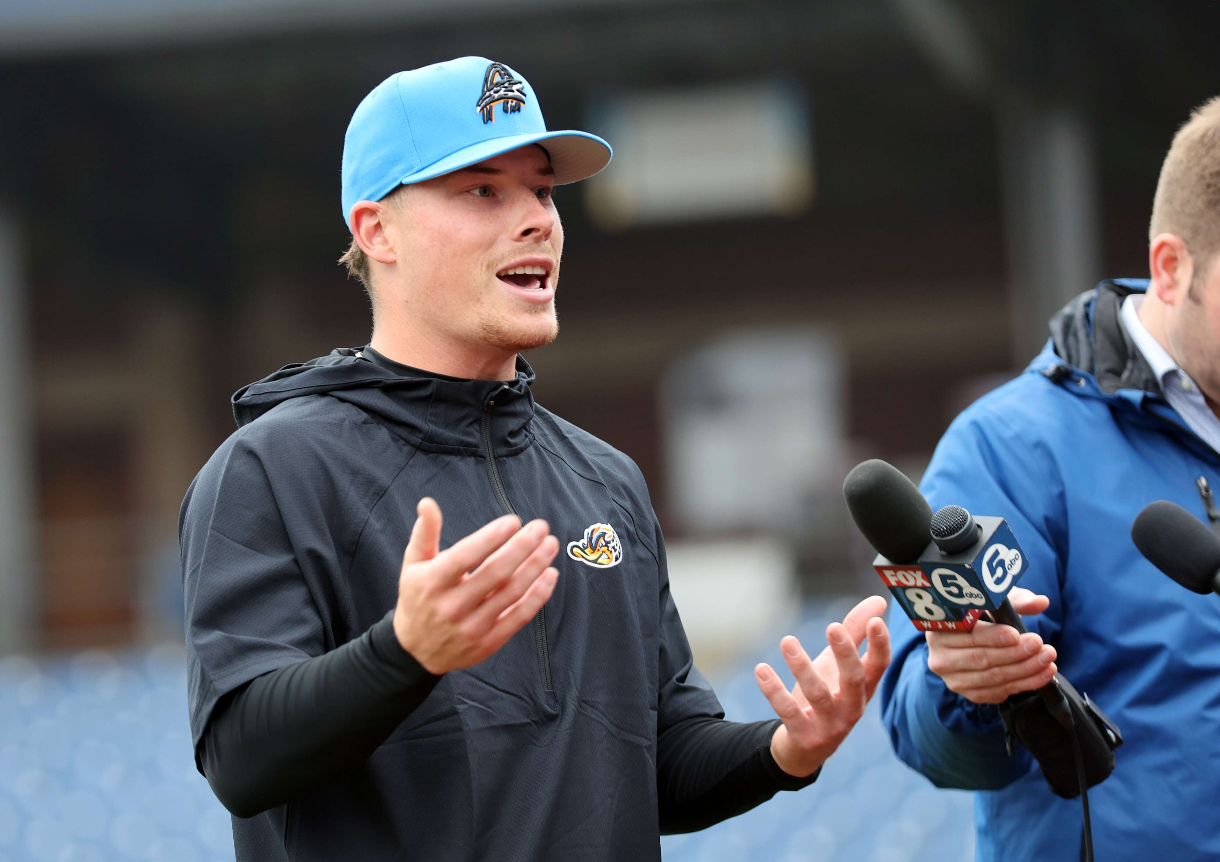 Travis Bazzana among non-roster players invited to big-league camp by ...