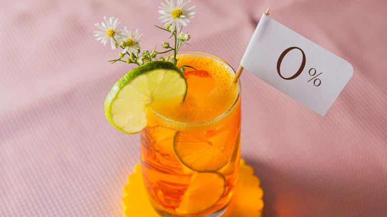 La plus grande fête sans alcool de l’année débarque dans un bar à 15 ...