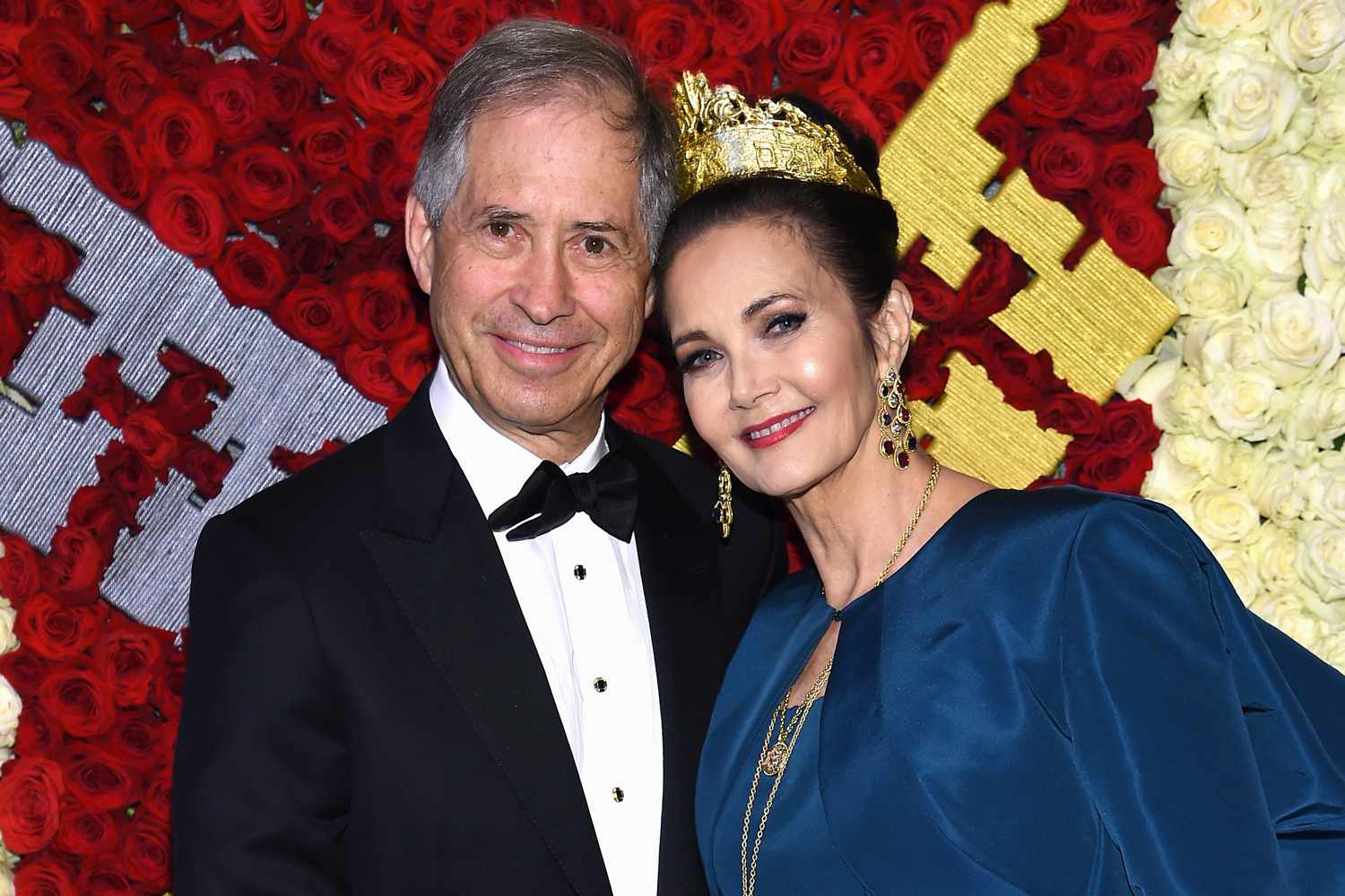 Lynda Carter shares emotional 42nd wedding anniversary tribute to late ...