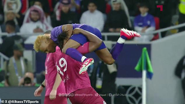 A Diego Costa stunner, bizarre wrestling move on KSI and Thierry Henry ...