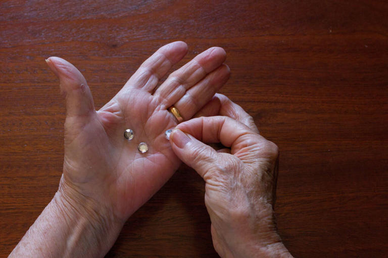 Fake feds ran gold, jewelry scam targeting seniors in North Texas